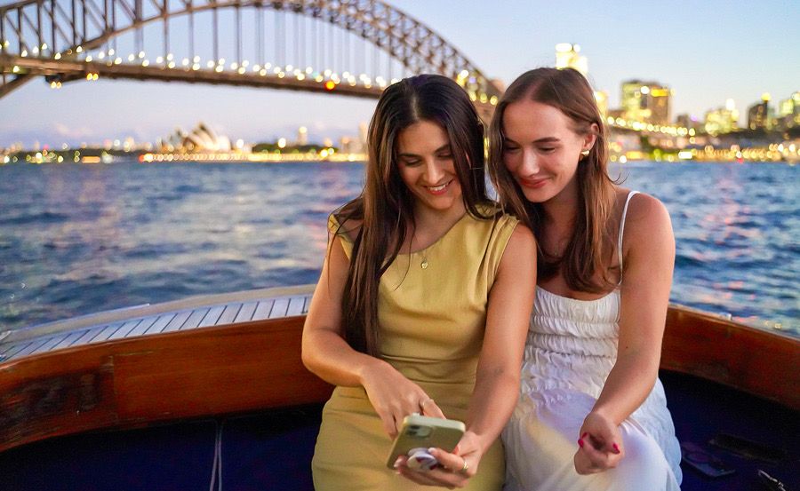 Sydney Harbour Iconic Sunset Selfies Tour