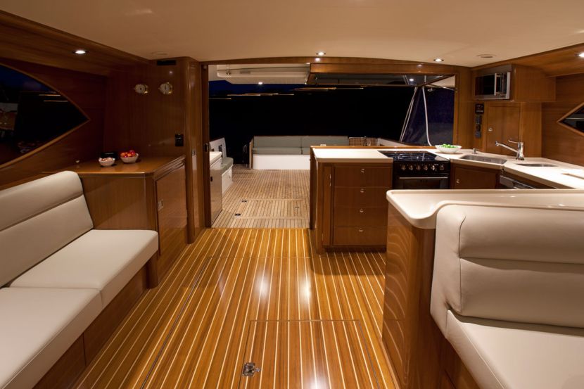 Luxury Boat Hire Sydney | Dreamtime | Sydney Luxury Charter
