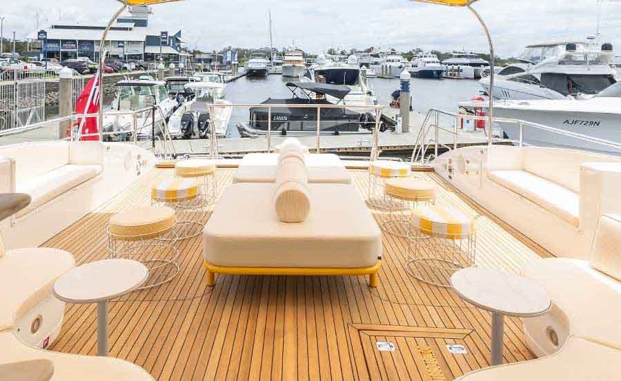 Boat Hire on YOT Capri | Any Boat